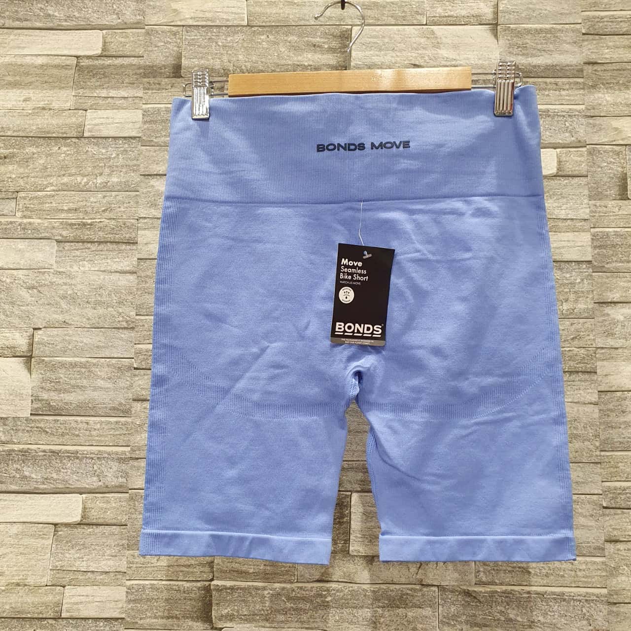 Bonds Move Womens seamless blue bike shorts (s) - New With Tags ...