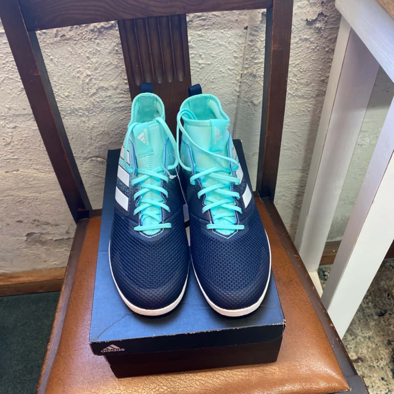 Adidas Mens ACE TANGO 17.3 Size 8 Blue / Navy Blue / White Sneakers (s)