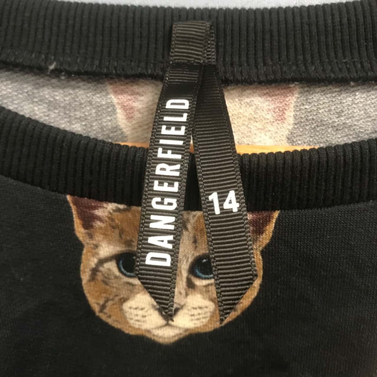 Dangerfield Cat Print Midriff Top Size 14(s)