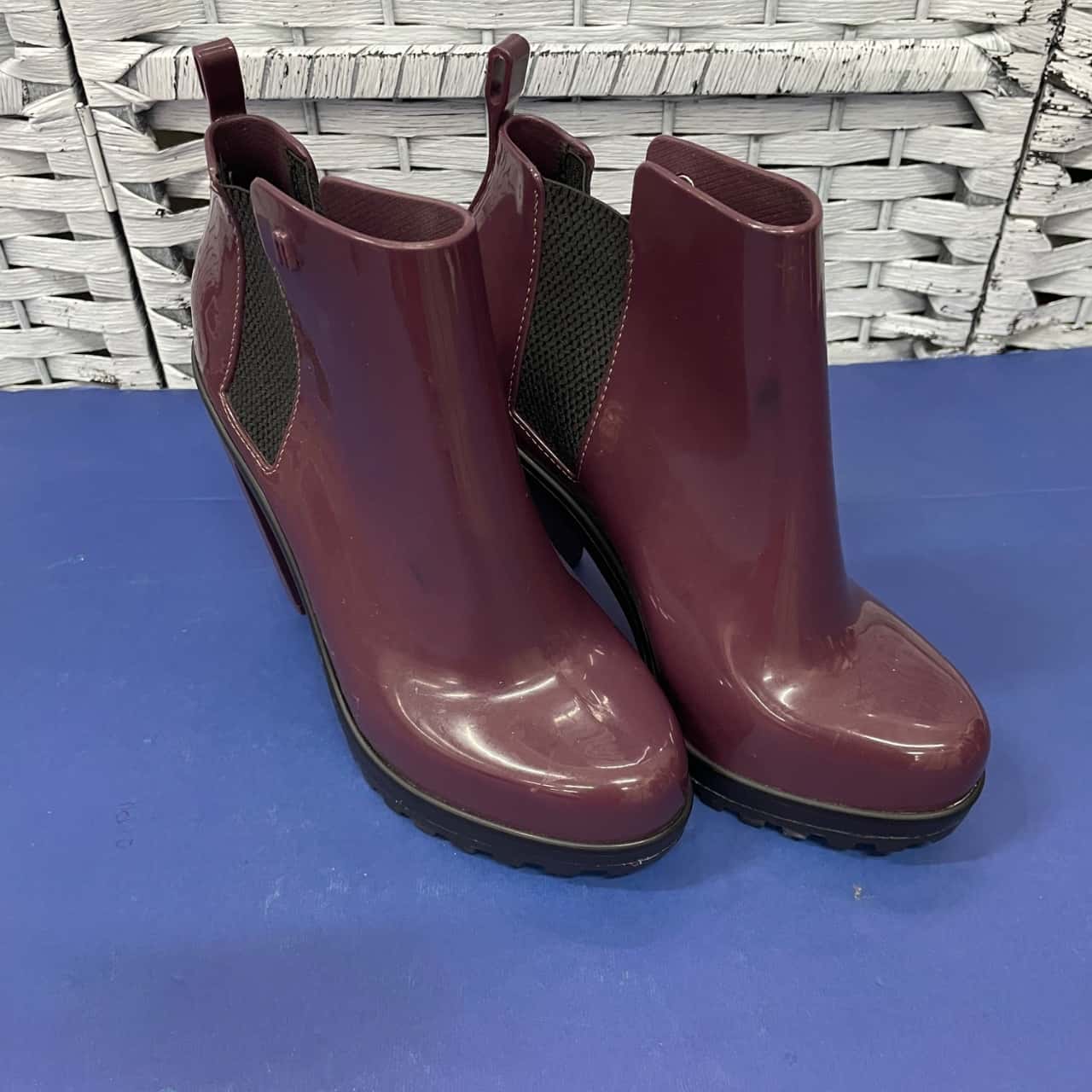 Melissa Womens Size US 7, EUR 38 Purple Ankle Boits