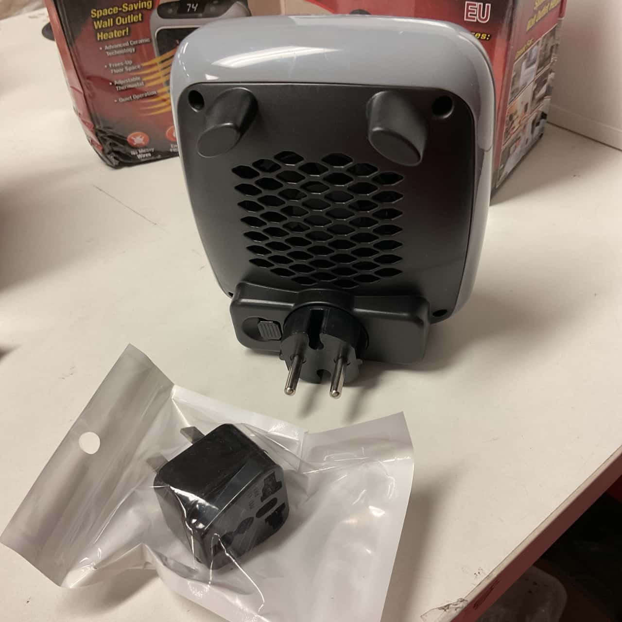Handy heater turbo 800 plug in heater