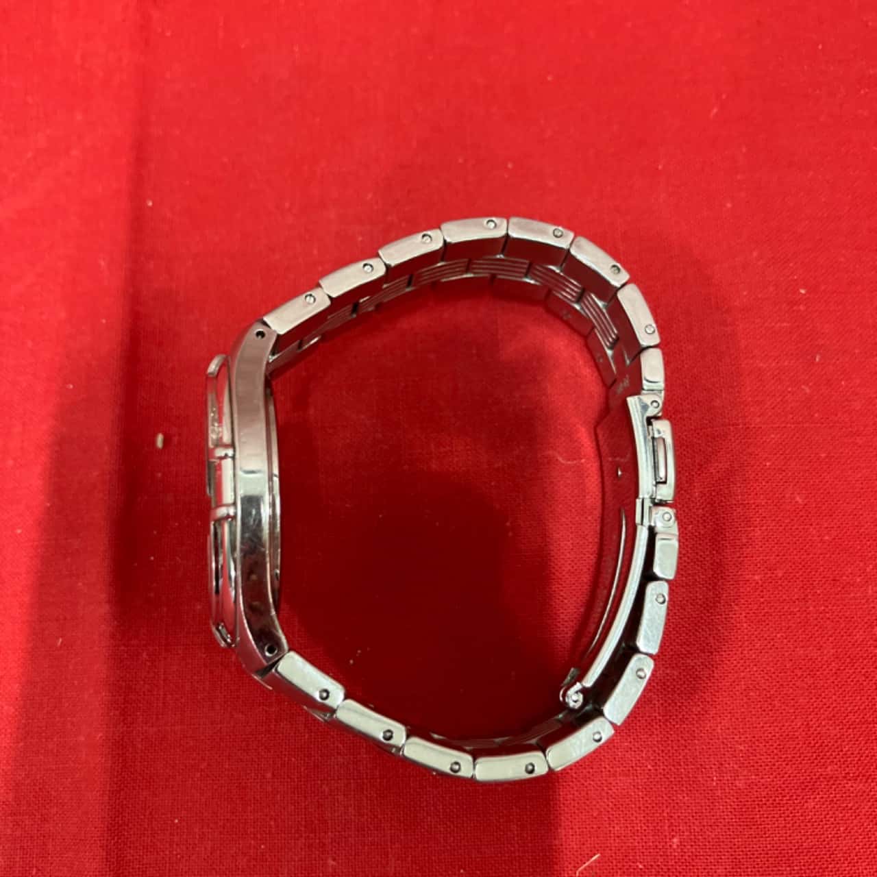 Seiko Mens Watch with Date Window (s)