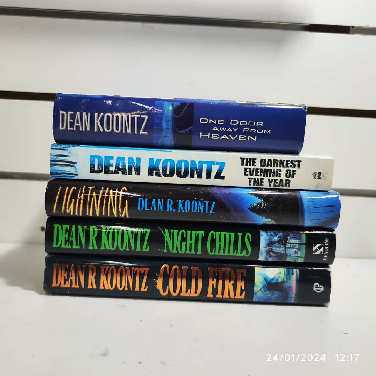 Dean Koontz Books x5 (s)