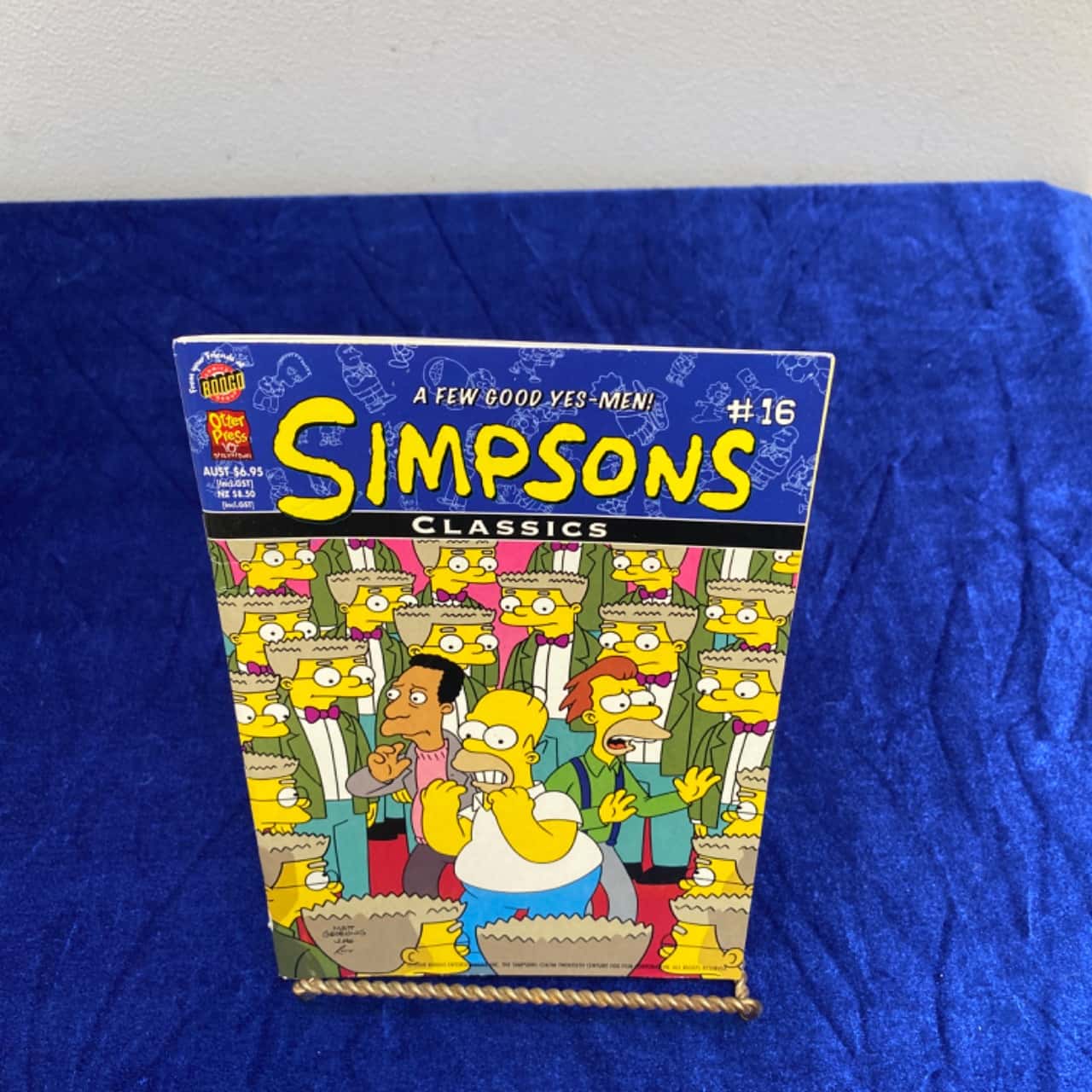 Simpsons Bundle Of Comic Books(s)