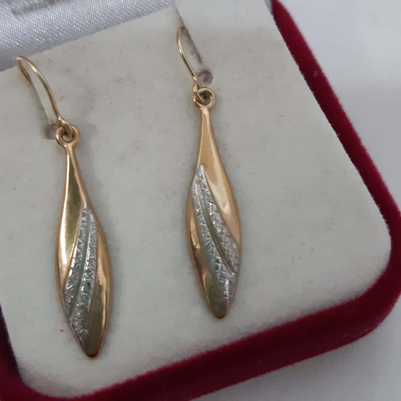 Gold 375 Diamond Cut Teardrop Earrings