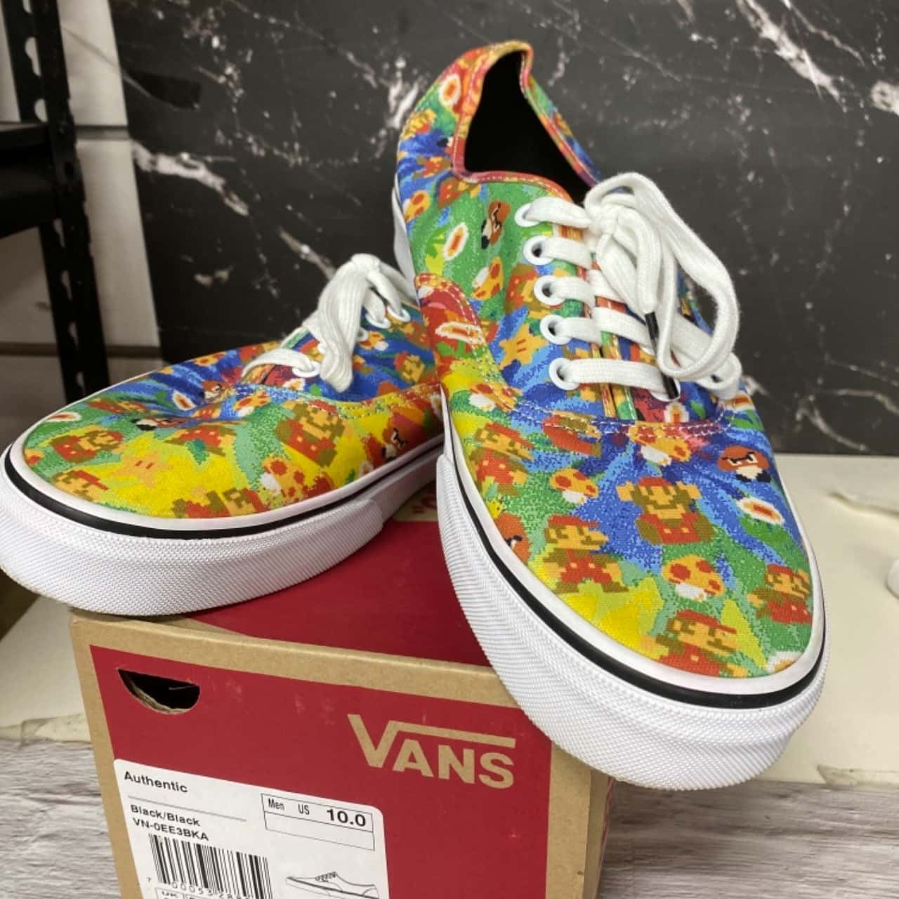 Vans authentic Mario bros Size 10 M new