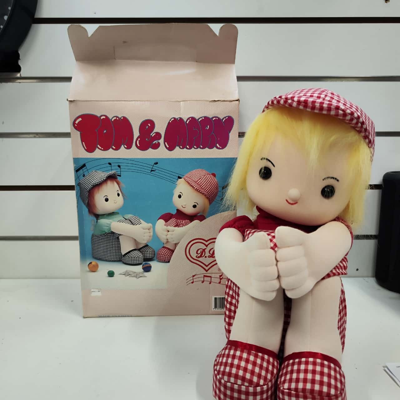 Wind Up Musical Tom & Mary Doll As New