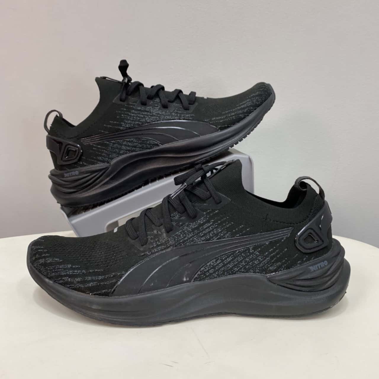 BNWOT Puma Nitro Run Mens Size 11 Sneakers / Trainers Black (s)