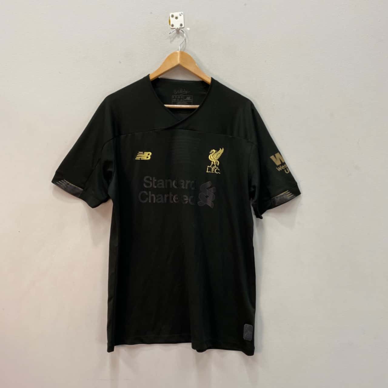Liverpool FC New Balance Mens Size XXL Jersey Black / Gold (s)