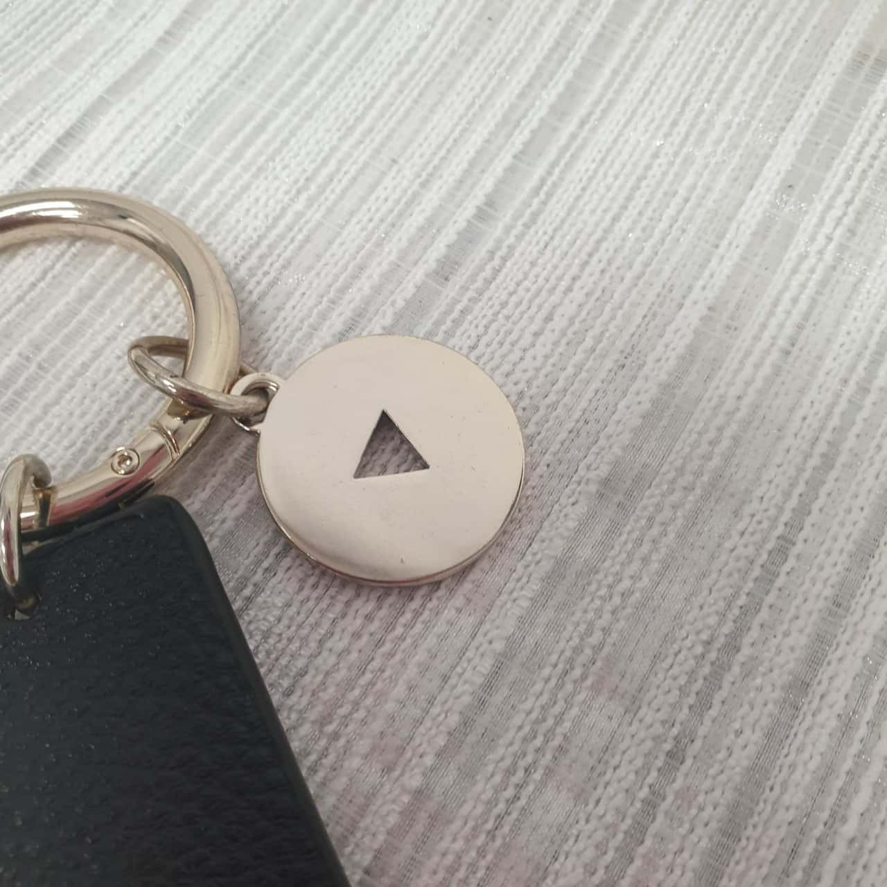 Guess Womens Classy & Elegant Keyring Fob - RRP $29.99