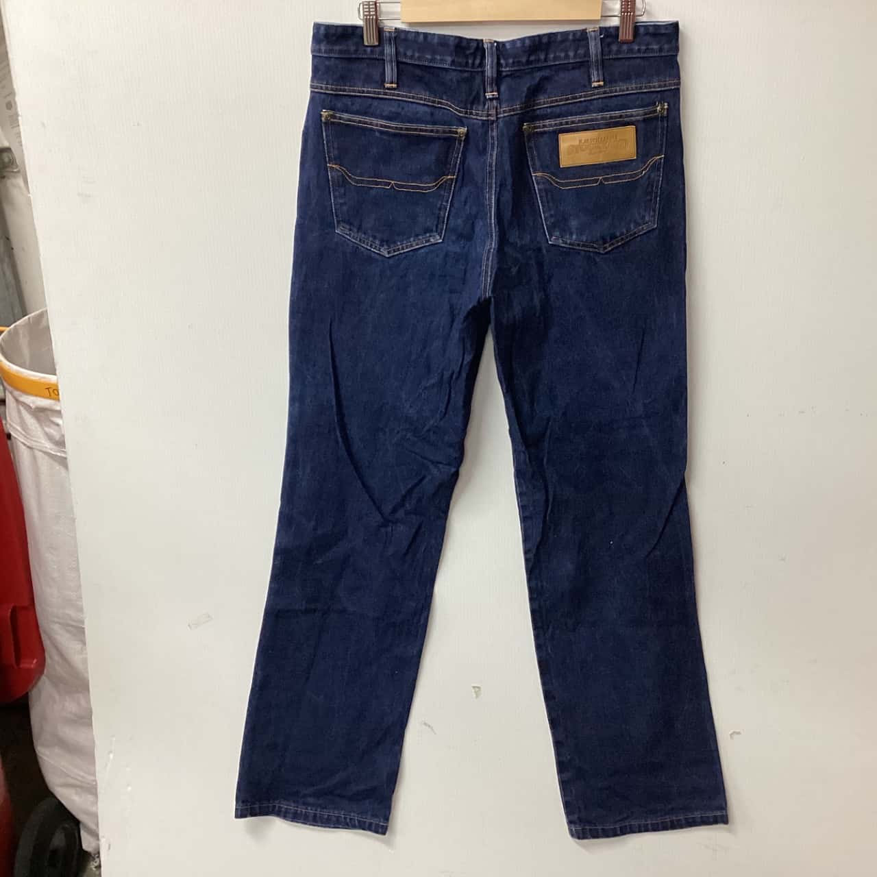 R.M. Williams Mens stockyard jeans | size 34R [D](s)