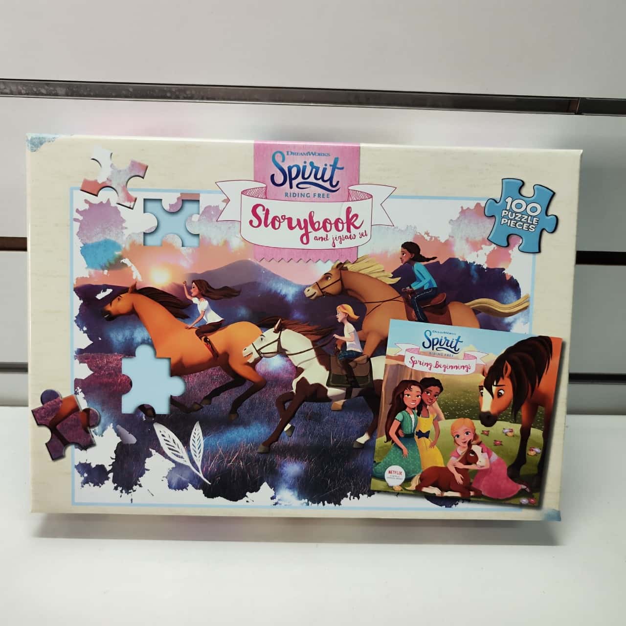 Spirit Riding Free Storybook and Jigsaw Set (s)