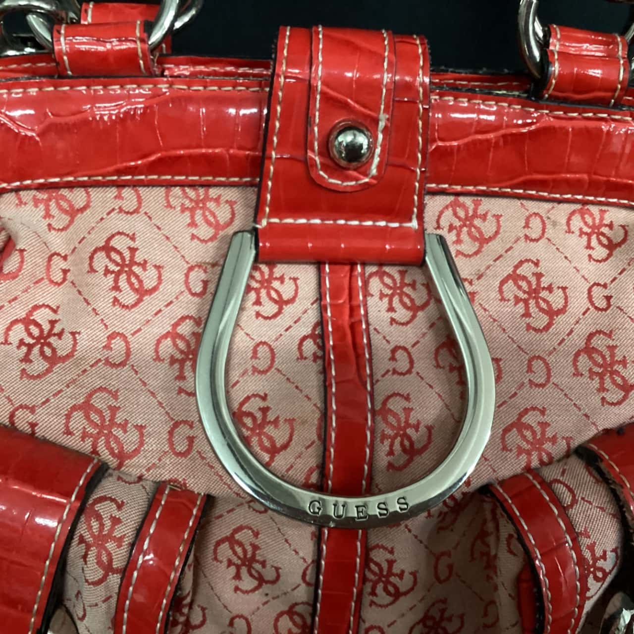 Vintage Guess Womens Red Handbag(s) - Used Very Good | Salvos Stores