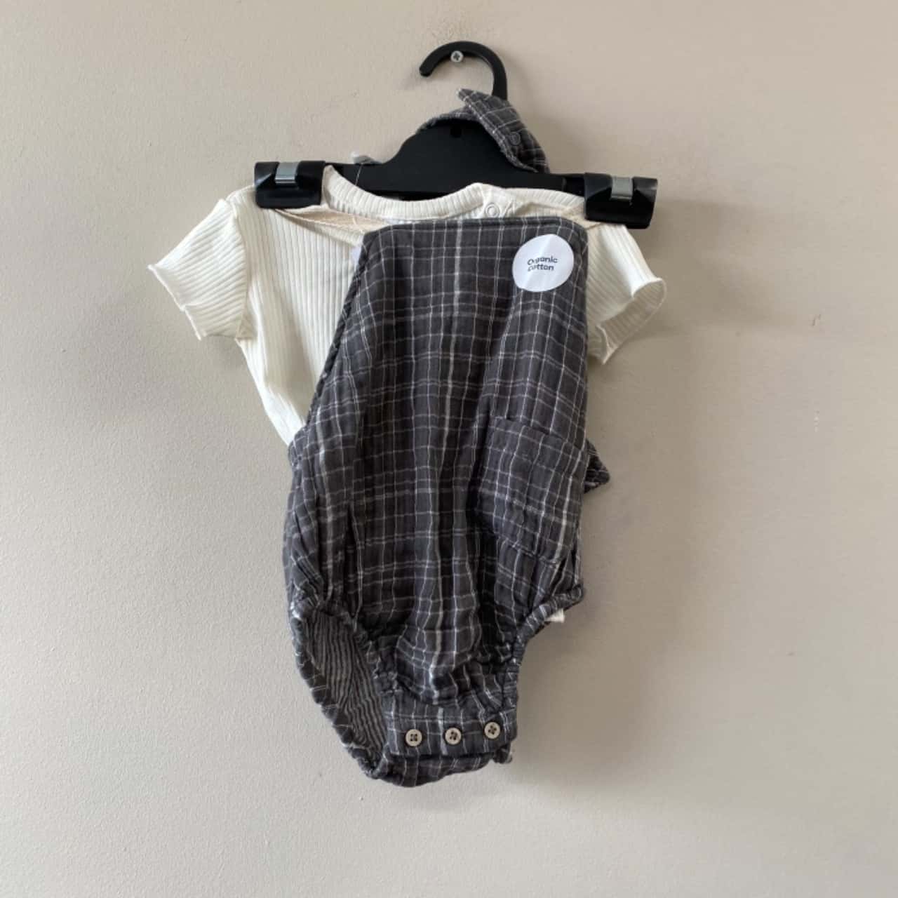 Anko 3 piece Jumpsuit Size 00 (3-6m)Grey/Cream (s)