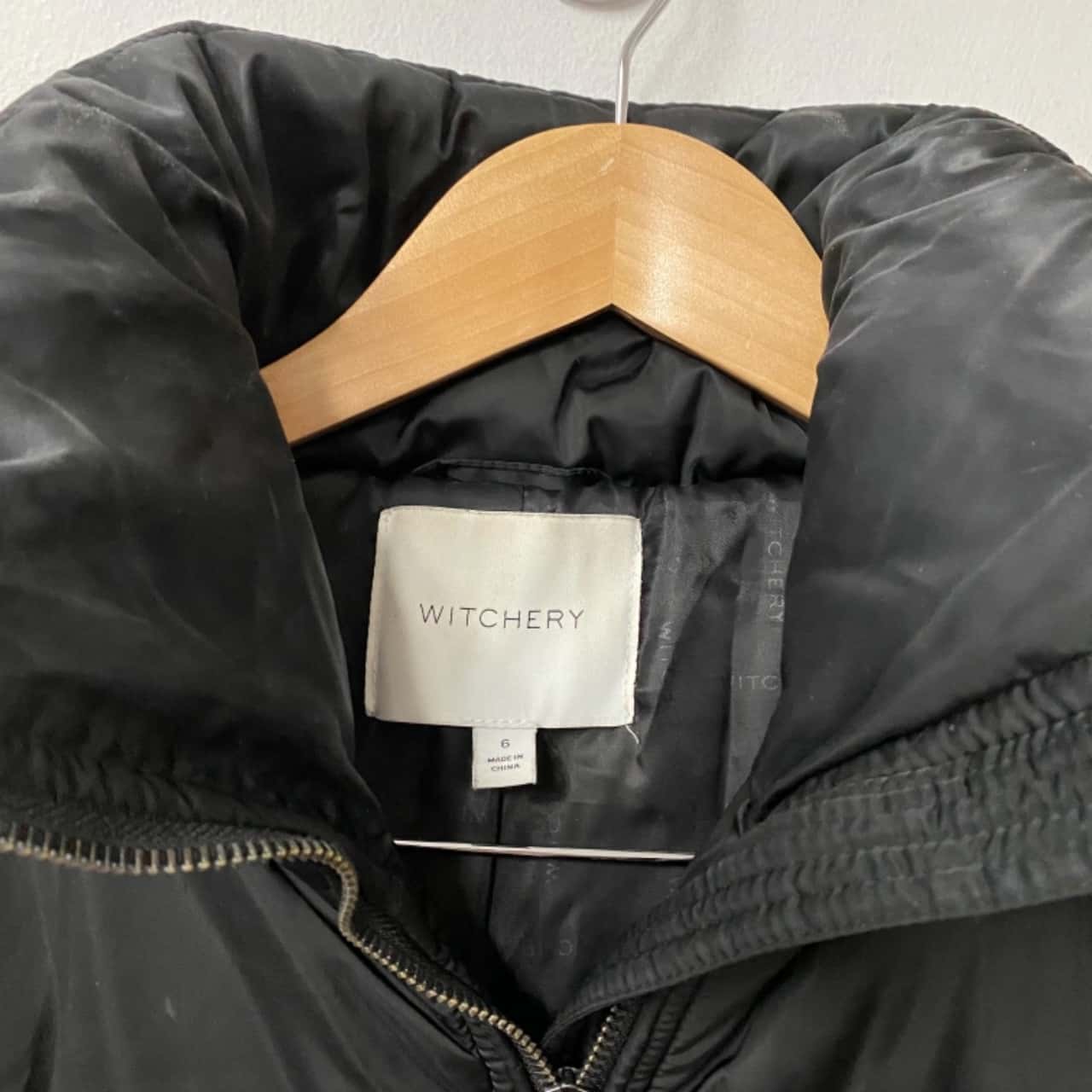 *CLEARANCE* Witchery Womens Size 6 Puffer Jacket Black (s)