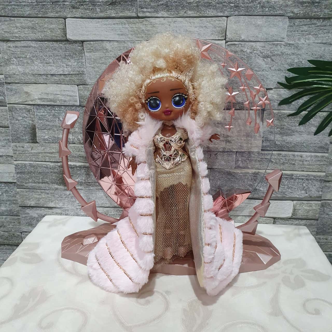 LOL Surprise OMG Doll N.Y.E. Queen 2021 Fashion Edition Doll with Stand and Lights(s)