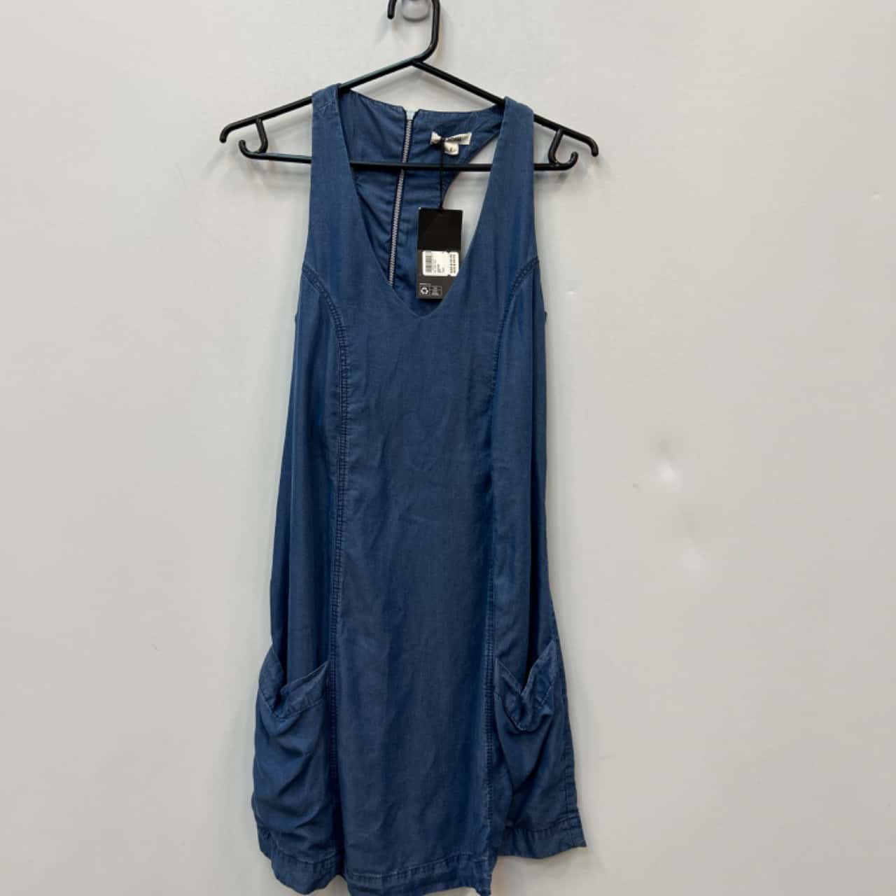 NEW - RE:Denim Dress - Size 4 - to fit bust 81cm