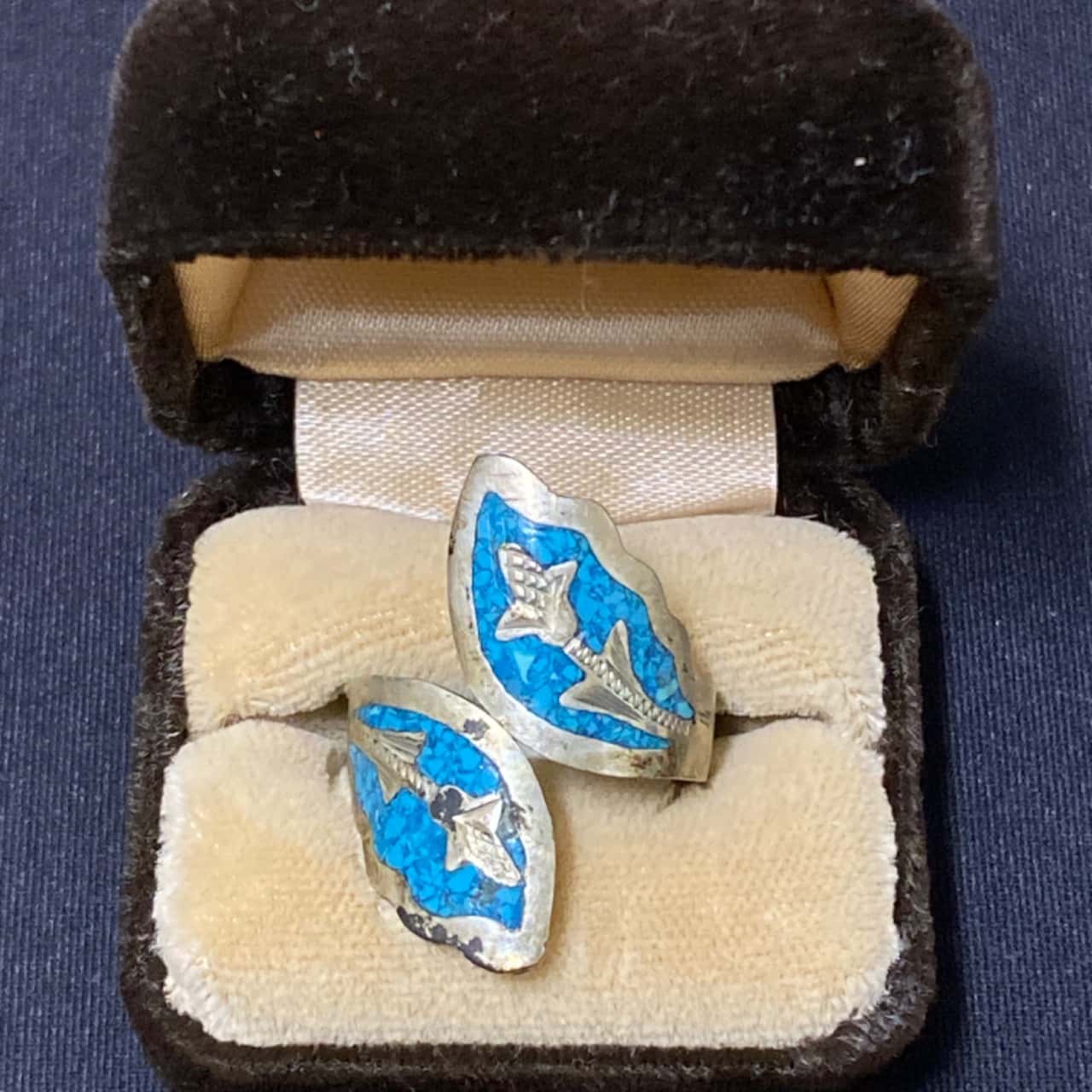 Vintage Mexican Stamped Silver & Turquoise Chip Inlay Ring