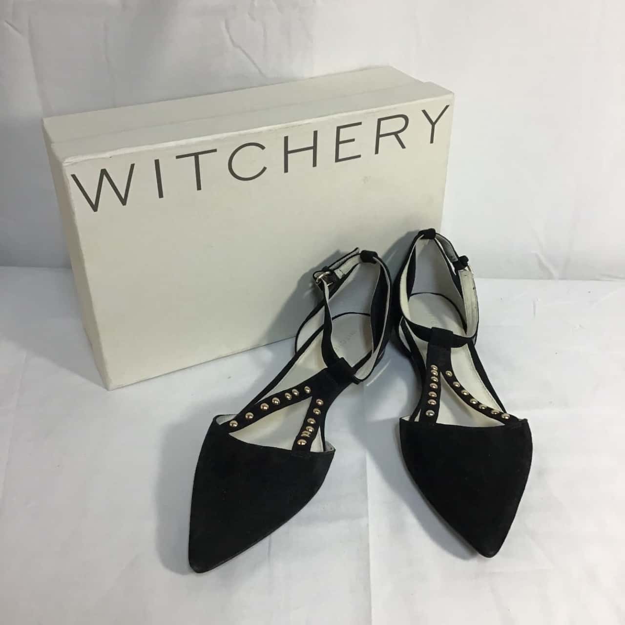 Witchery Womens Size 40 Black flat sandals(s)