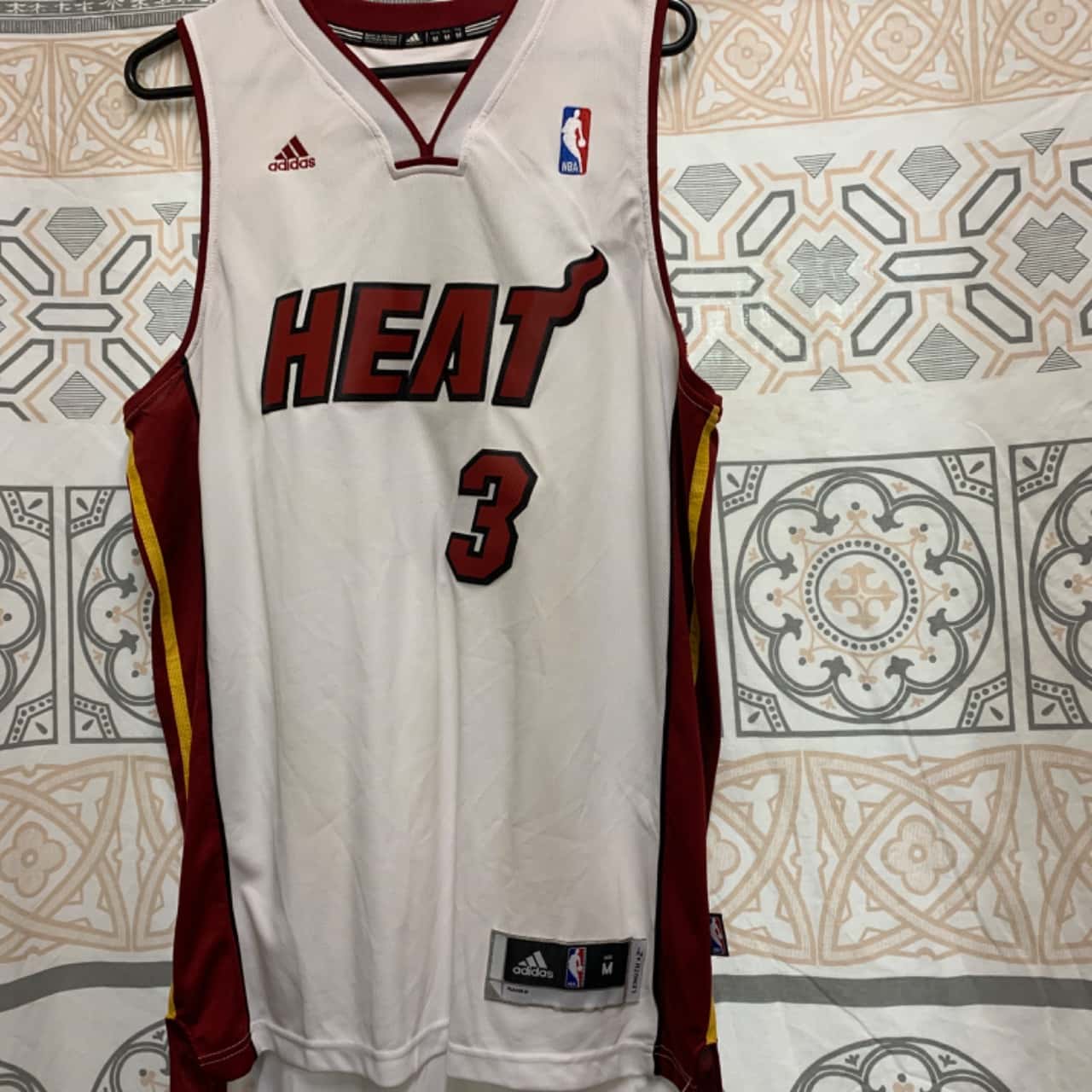 Basketball Jersey Heat Wade 3 Men's Size M RED/White