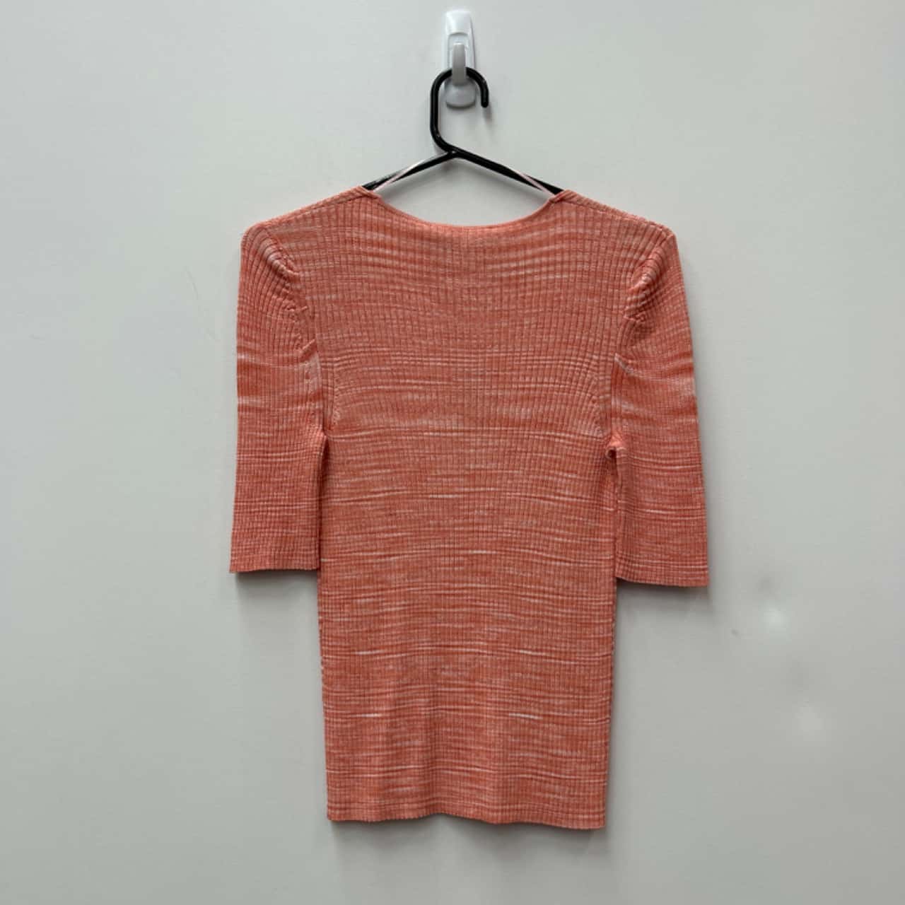 NEW - SABA Knit short sleeve top - Peach size M (s)