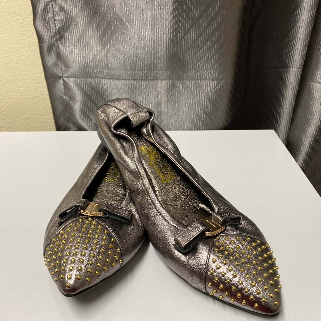 Women's Silver Flat Point Shoes With Studs (s)
