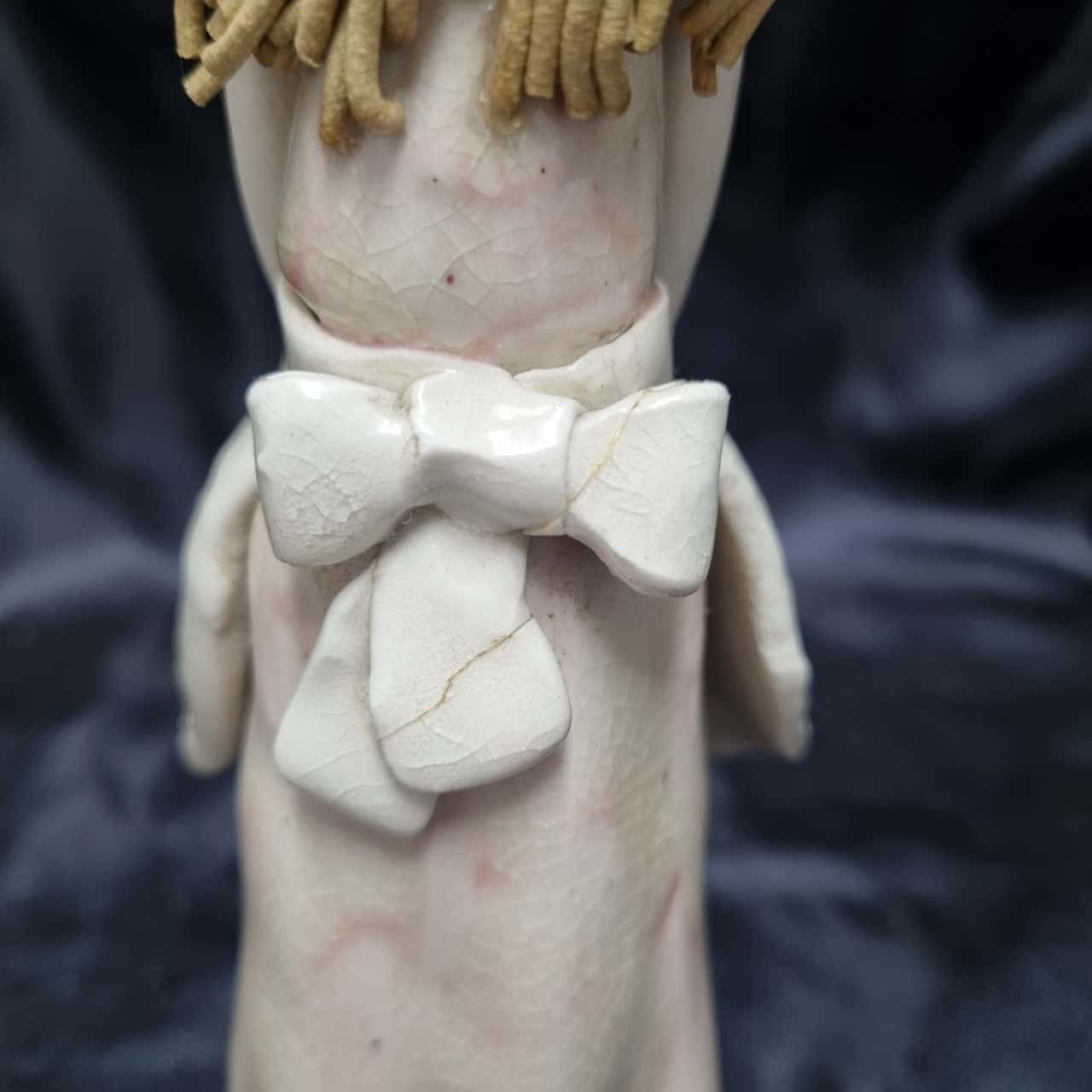 Handmade Flower Girl Staue, Anique