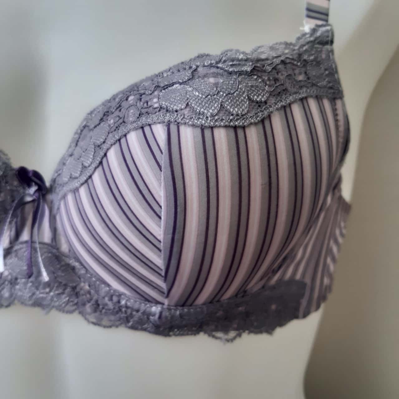 Amanssa 68 Lolilet Series Lingerie Bra Womens size 32 -70B(s)