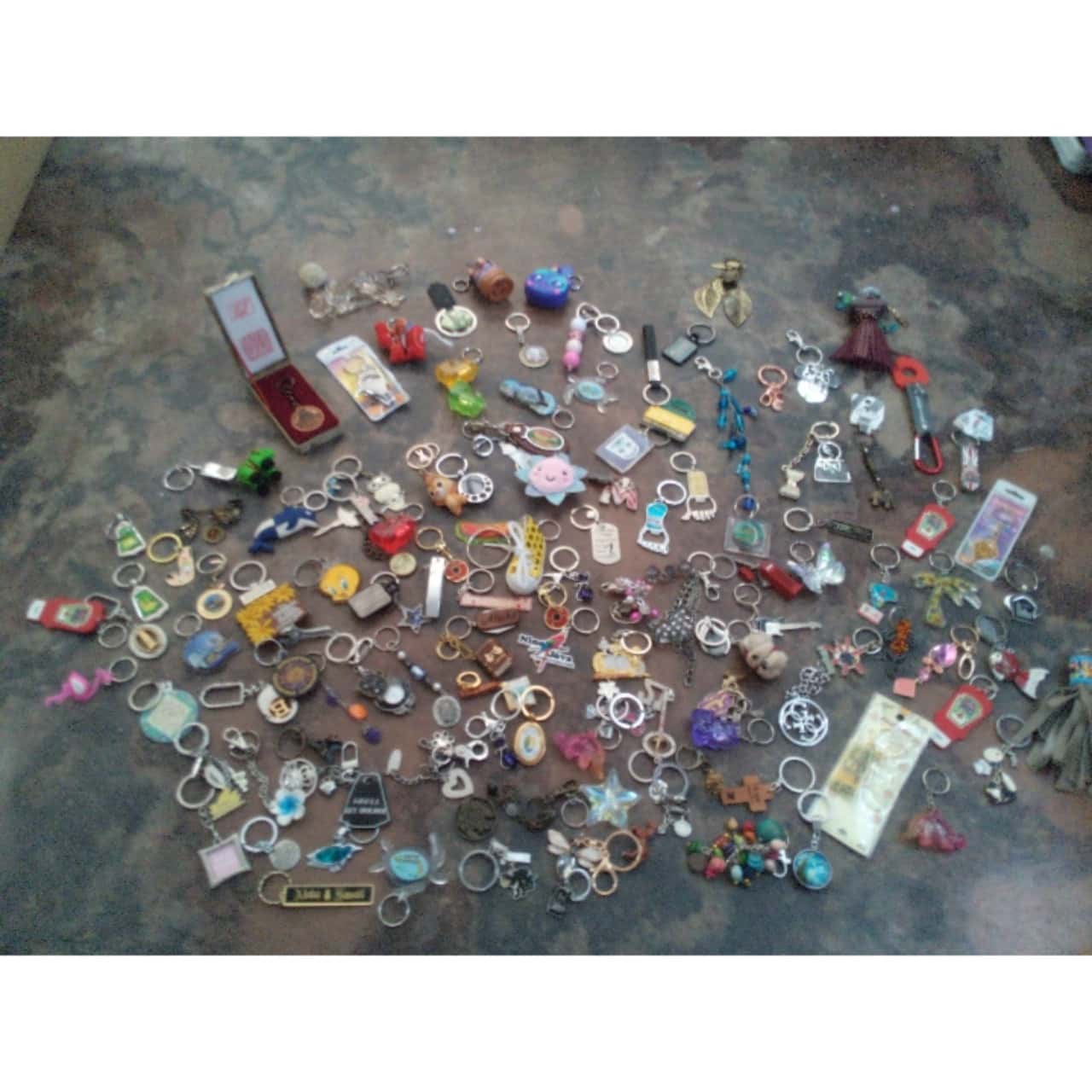Bulk Lot! Key Rings Key Rings Key Rings!(s)