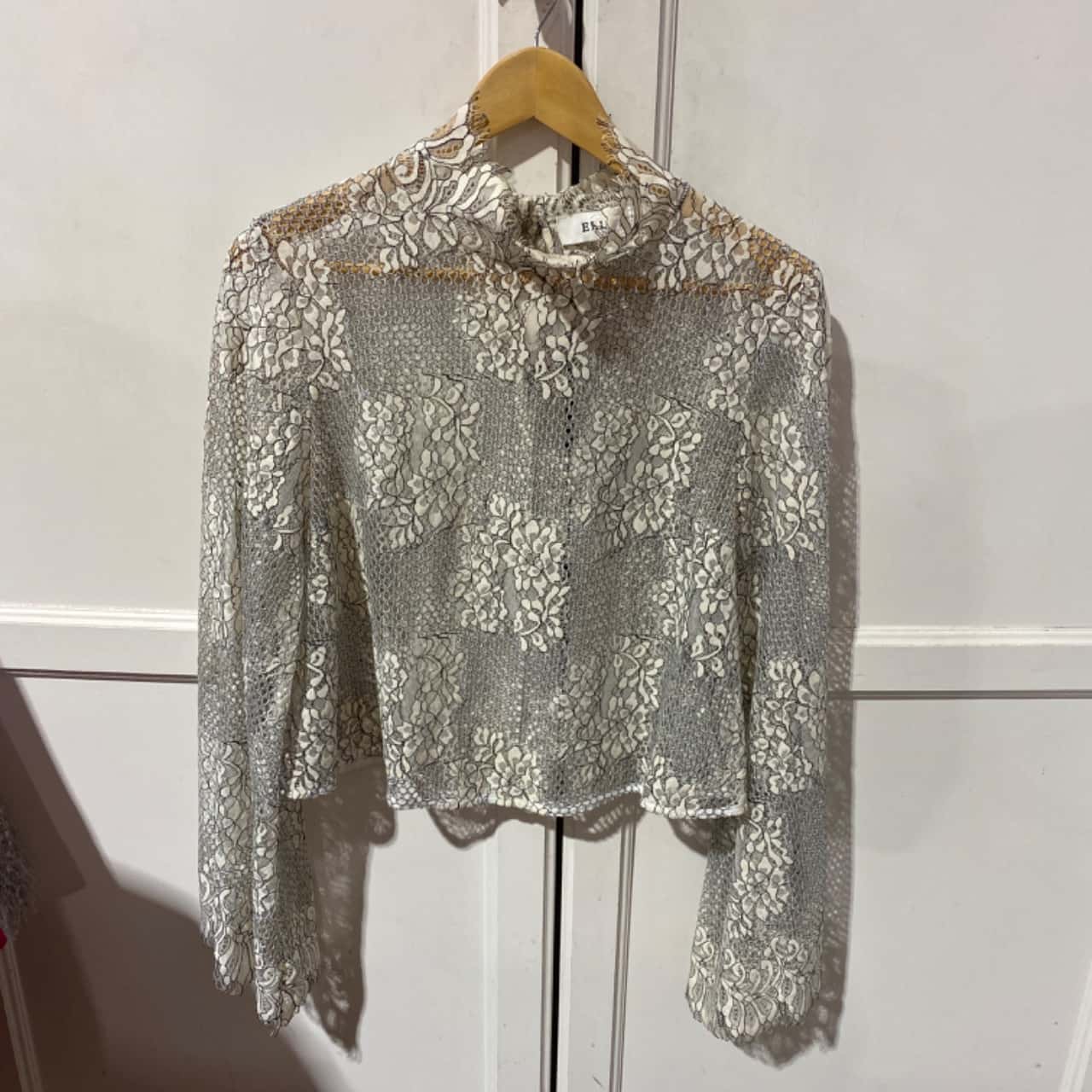 Elliatt Womens Size M Cami Cream (s)