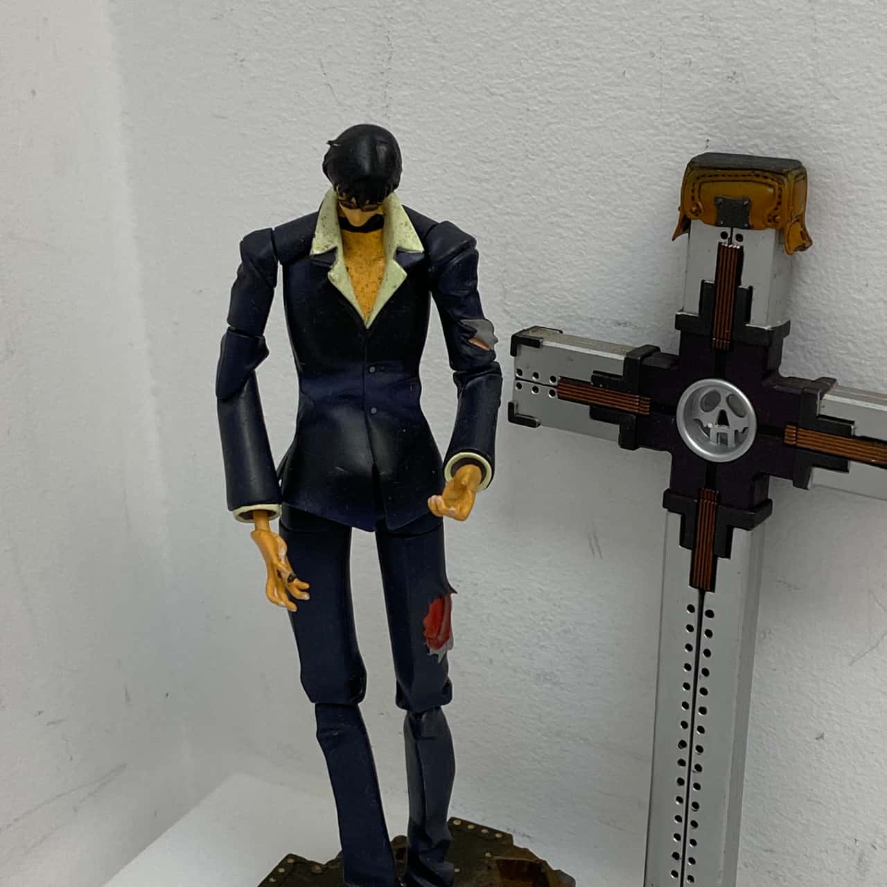 TRIGUN The Planet Gun Smoke Kaiyodo Nicholas D Wolfwood Action Figure(s)