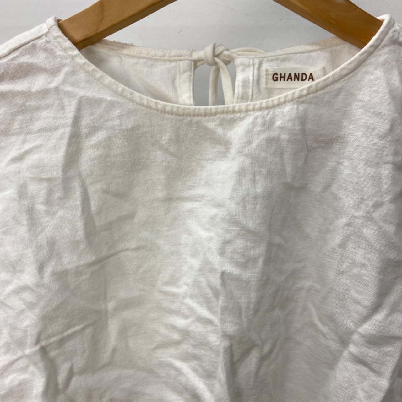 Ghanda Womens Size XS Cropped Top White (s)