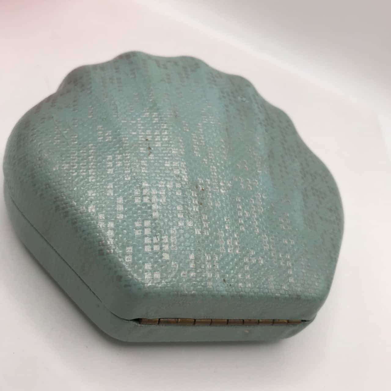 Vintage 1960s Unicorn Watch Fine Swiss Watches Case in Clam Shell Shape ...