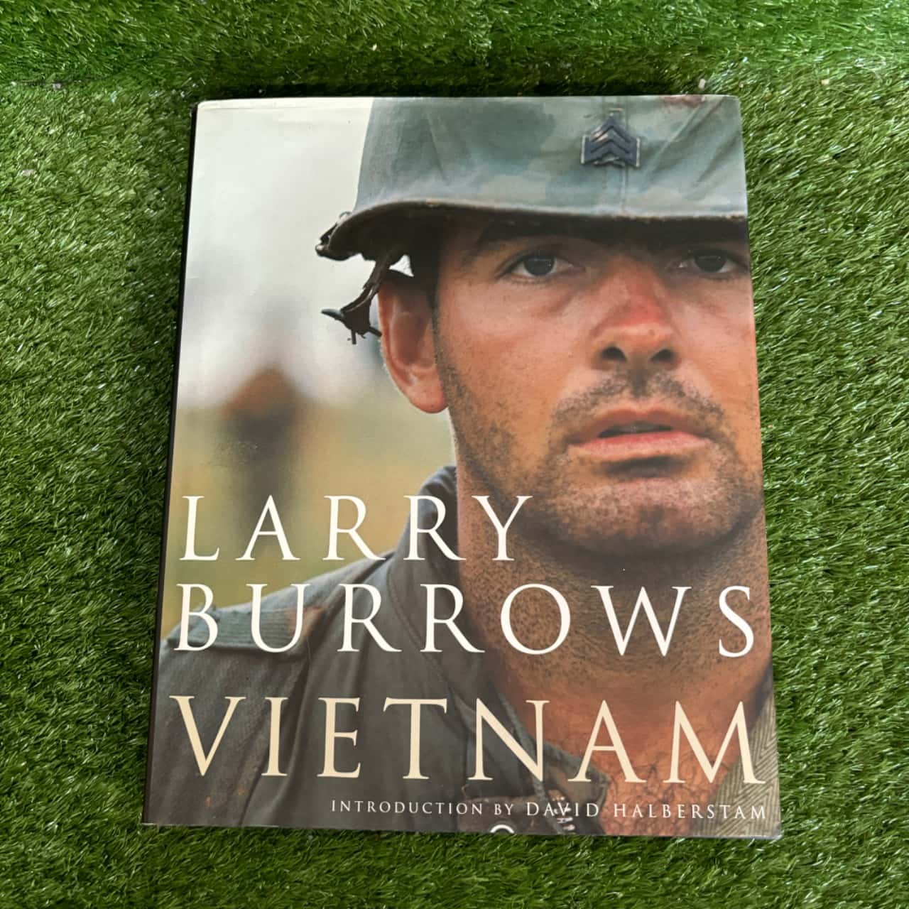Vietnam by Larry Burrows(s) - Used Very Good | Salvos Stores