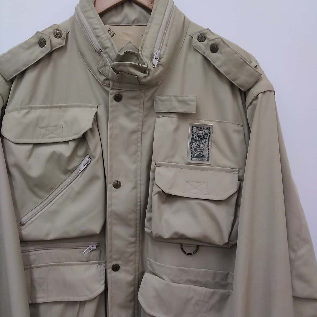 Thomas Cook Australia Mens L Beige Adventure Jacket (270)(s)