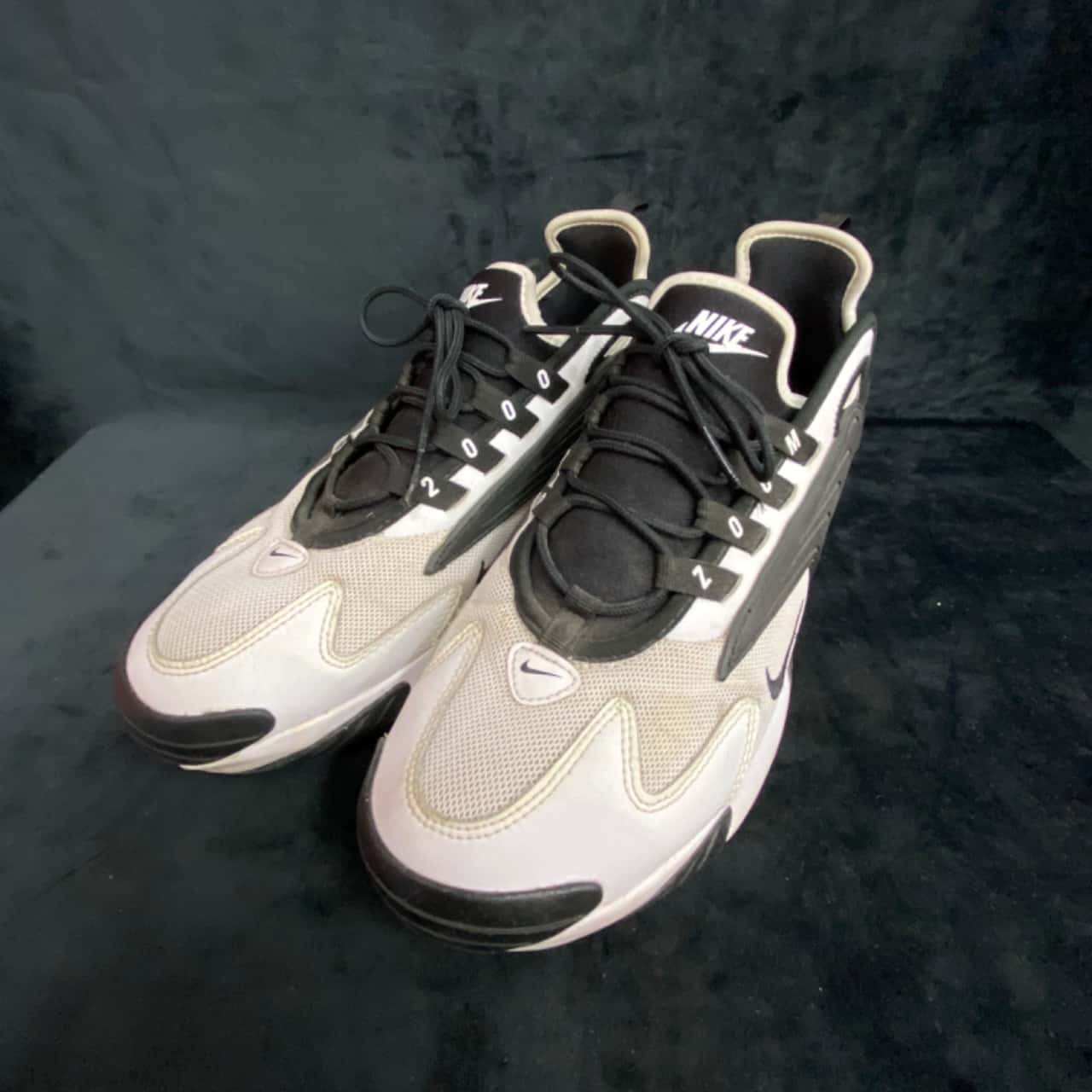 Nike Mens Size 9 Black / White (s)
