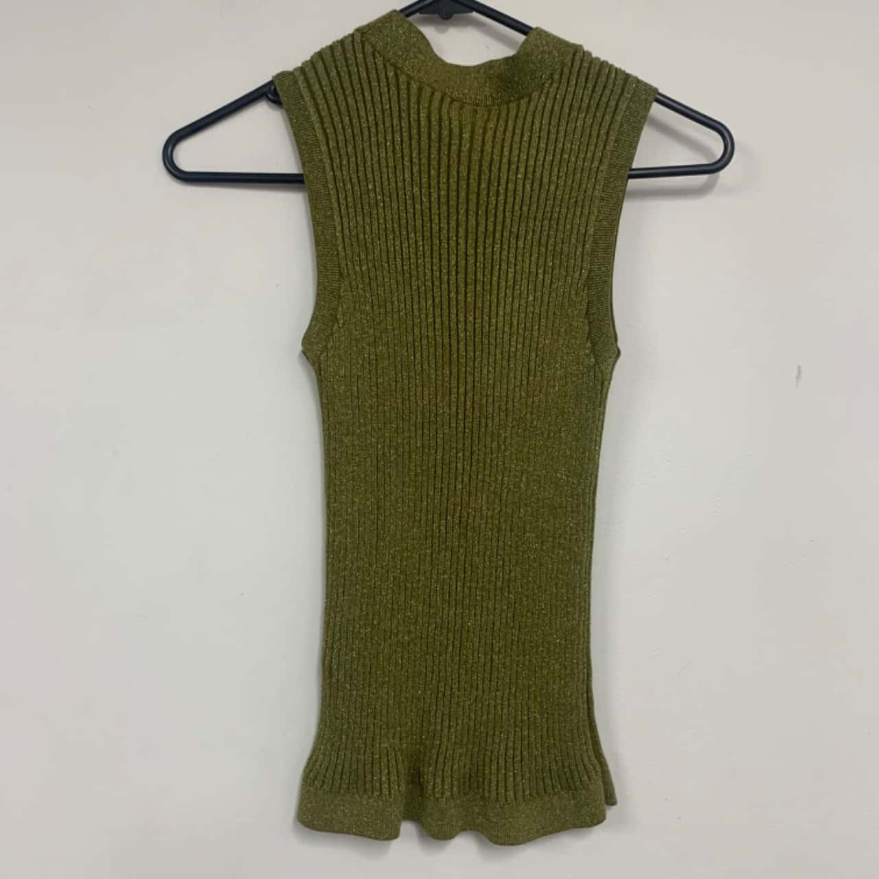 Gorman Womens Size 8 Sleeveless Gold Knit Top(s)