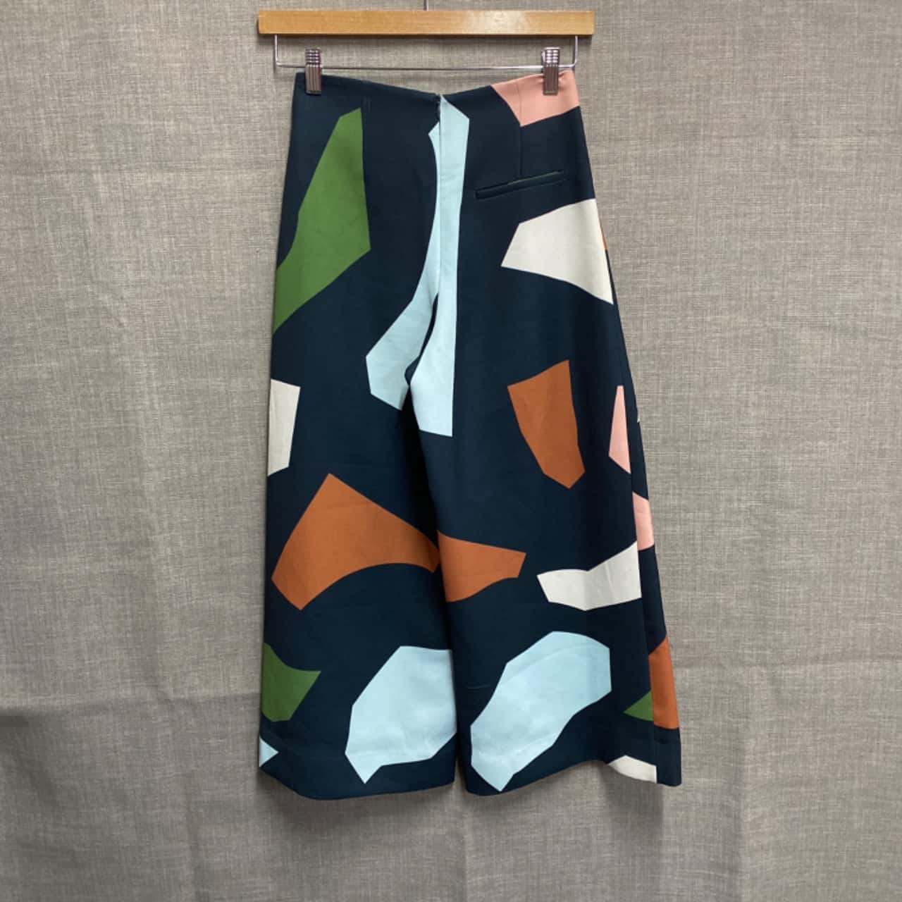 Gorman Womens Size 6 Navy Blue / Pattern Pants(s)