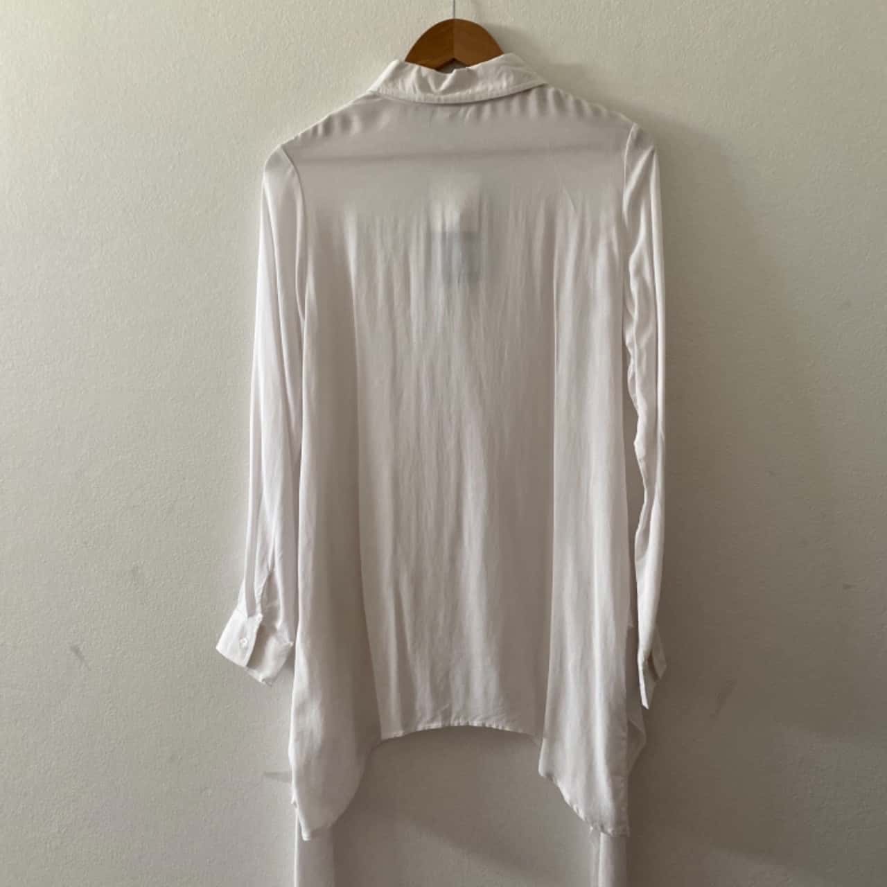 Heine Womens Size 40/Size 14 AUS Long Sleeve White Knot Shirt(s)