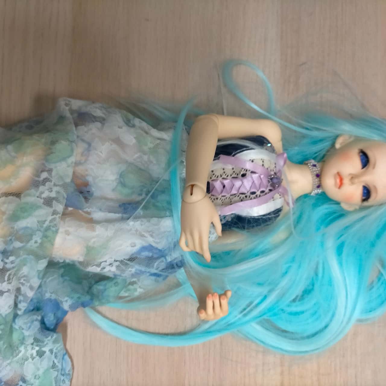 AS NEW Articulated Large Ethereal Doll with Accessories(s)