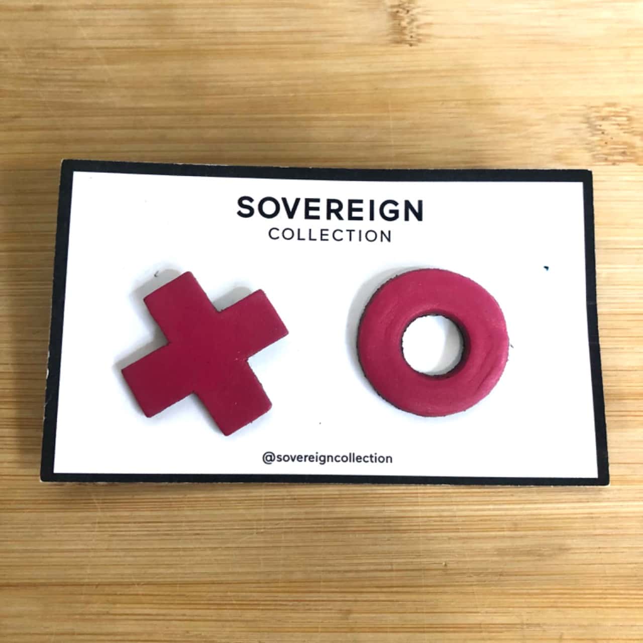 Sovereign Collection Red Noughts & Crosses Earrings (s)