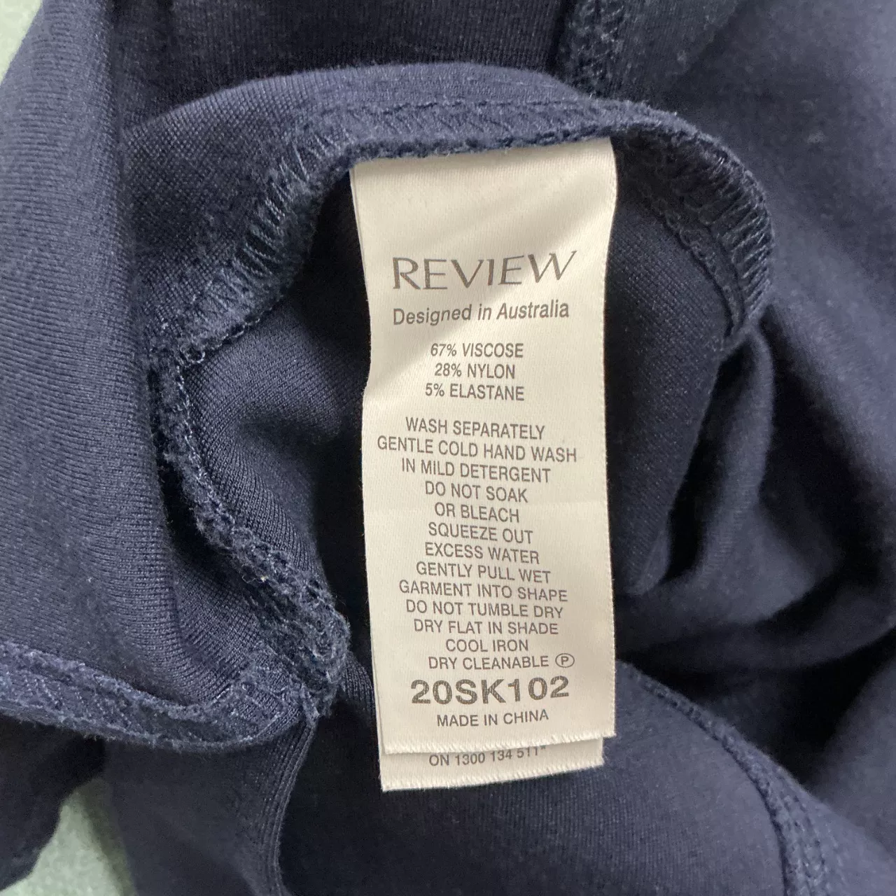 Review Womens Size 10 Midi Skirt Navy Blue - Used Very Good | Salvos Stores