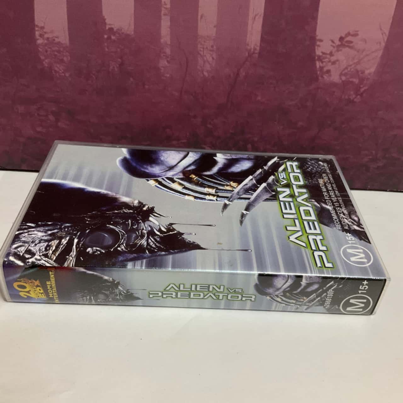 Alien vs Predator VHS