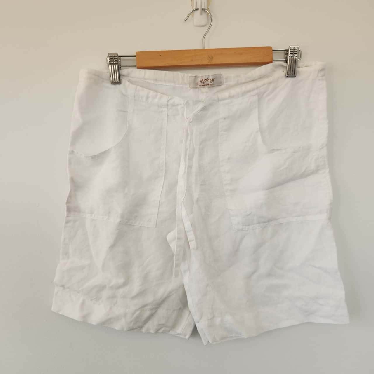 Zephyr White Linen Drawstring White Shorts Size S/M(s)