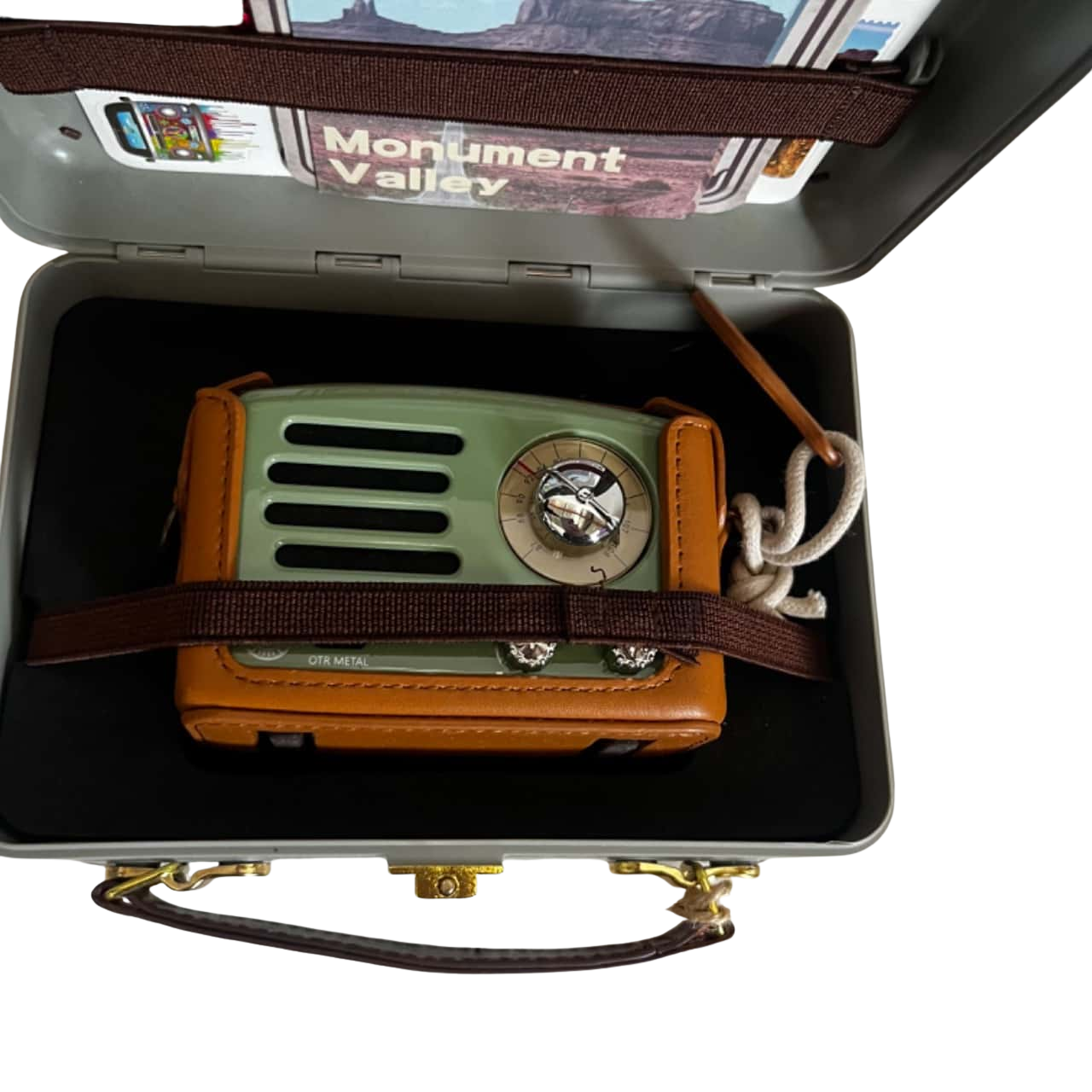 Vintage Design Radio Bluetooth Speaker (s)