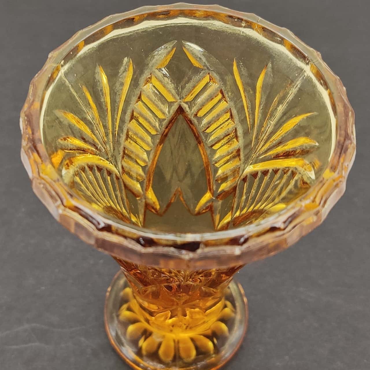 Retro Vintage Clear Amber Bud Vase With Lovely Patterning Throughout ...