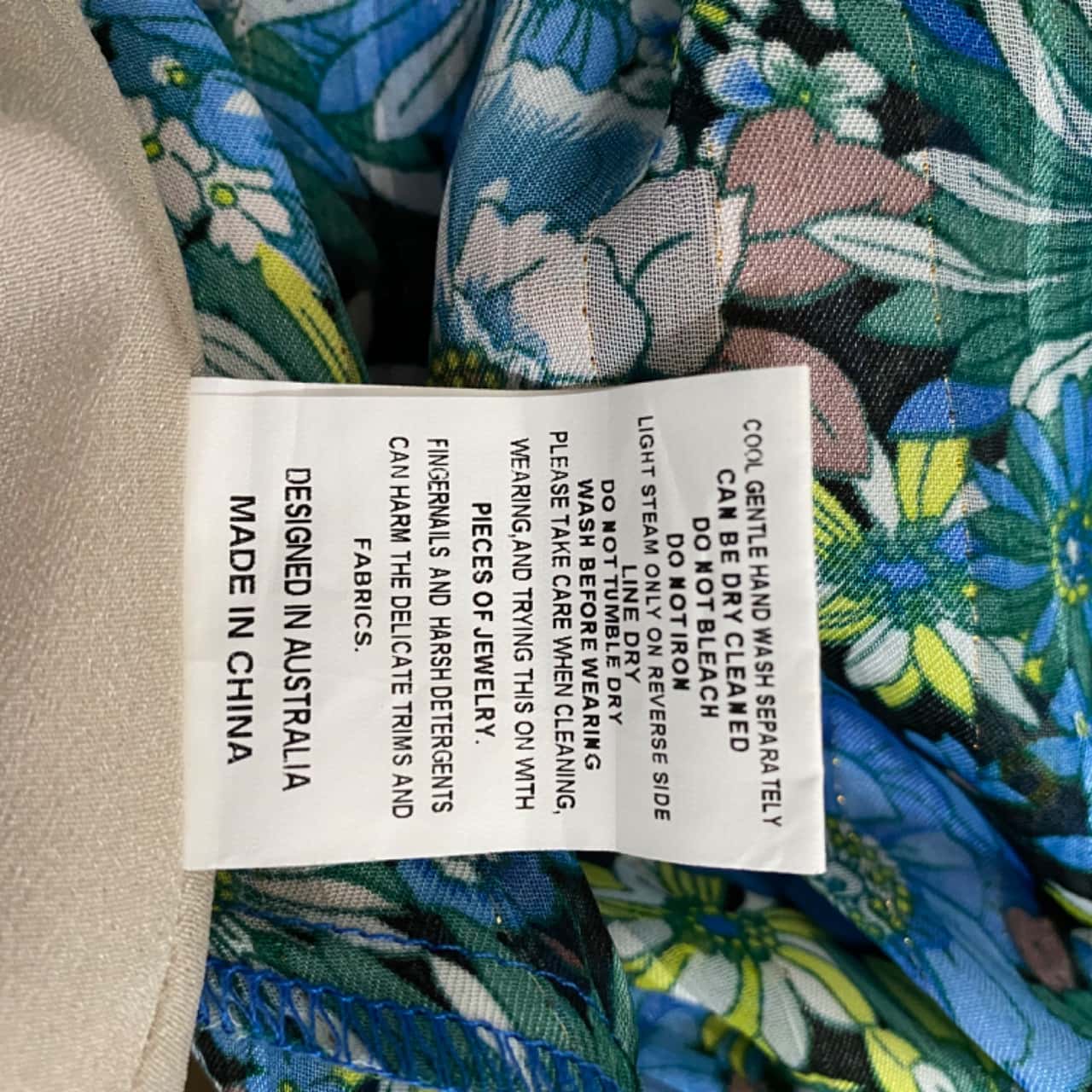 Elliatt Womens Size S Floral Dress / Long Sleeve Blue / Floral / Green (s)