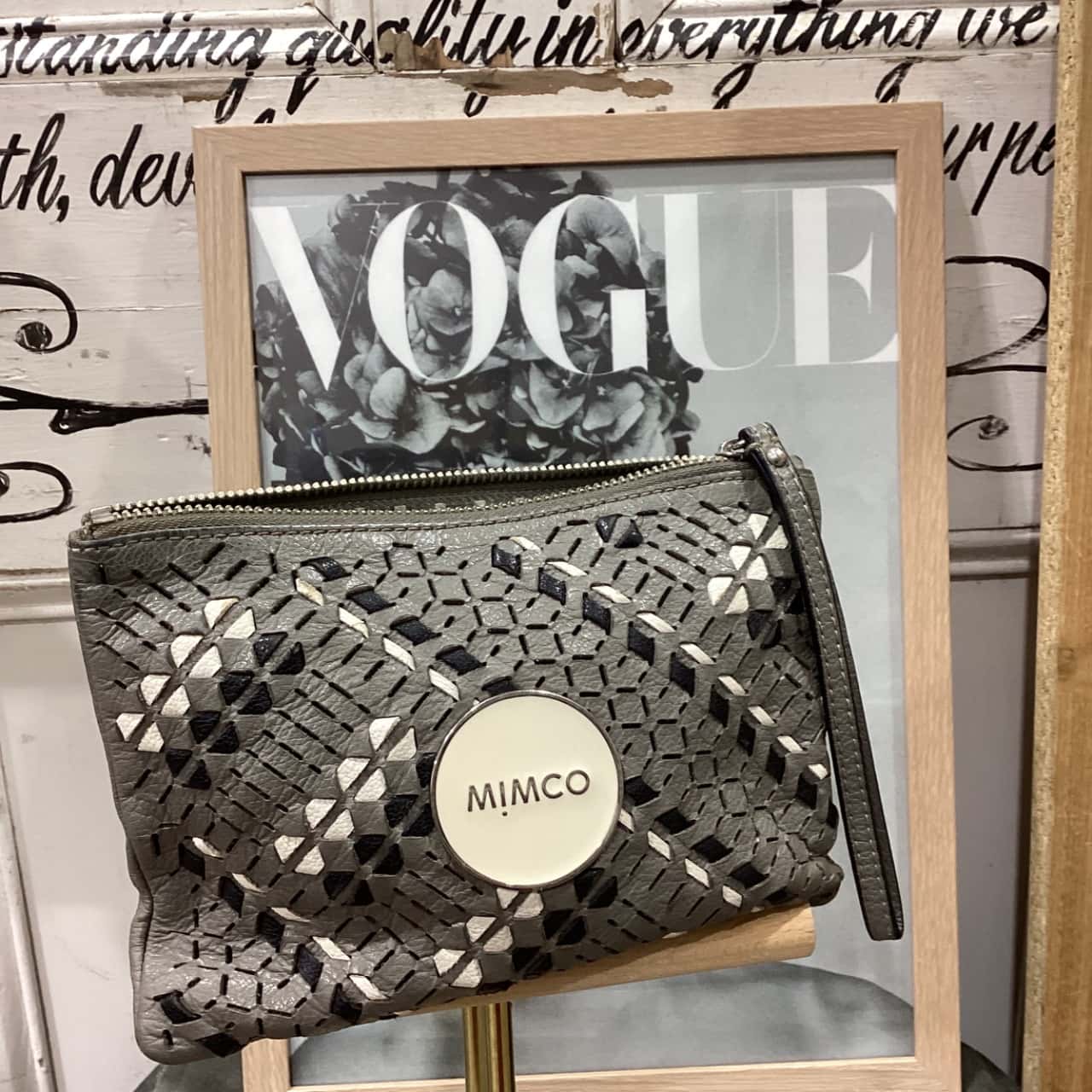 Mimco Brand! TRENDY 100% GENUINE LEATHER CLUTCH WITH STRAP! Womens ...