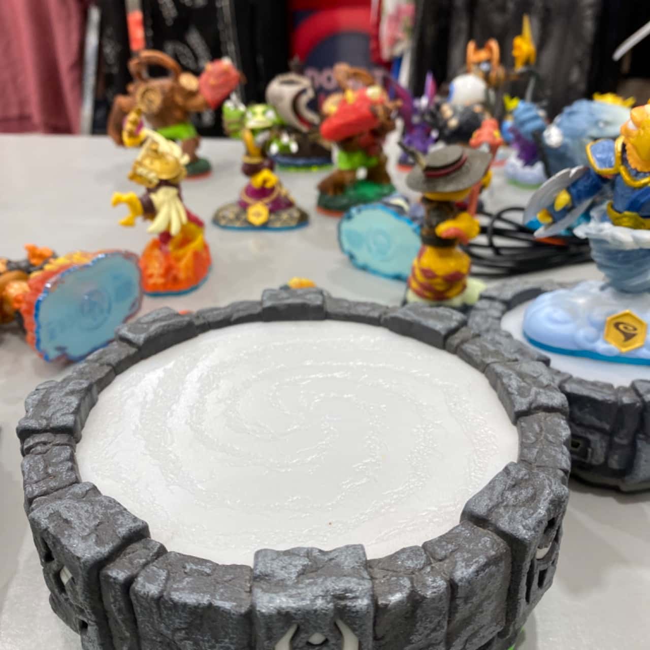 Set of Skylanders With 3 Portals