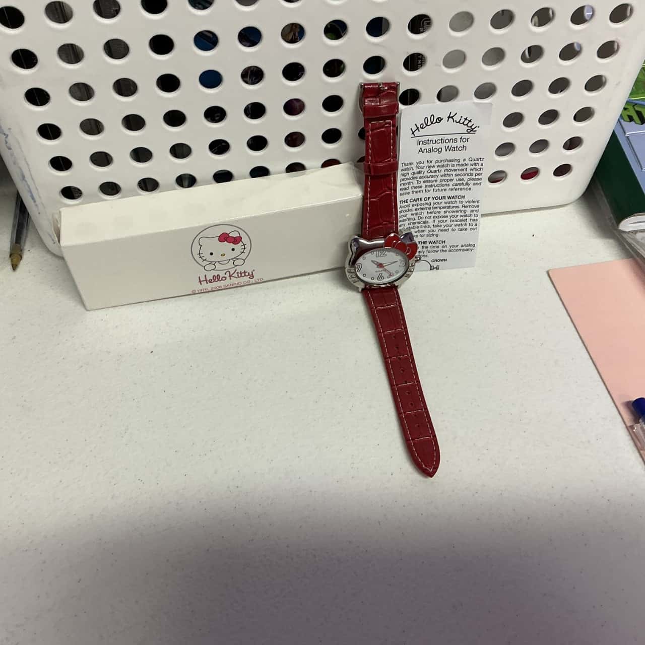 Sanrio Womens hello kitty watch